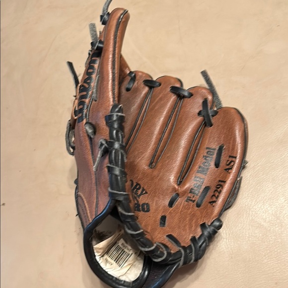Wilson | Accessories | Wilson Brown Baseball Glove Tball Model | Poshmark